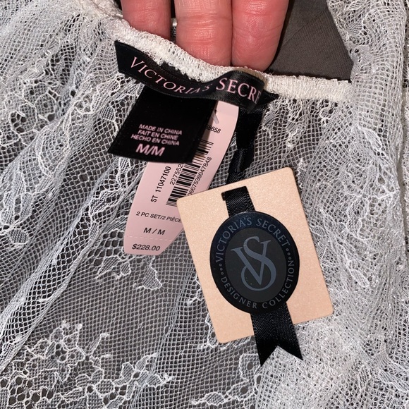 Victoria's Secret | Intimates & Sleepwear | Nwt Size M Victorias Secret ...